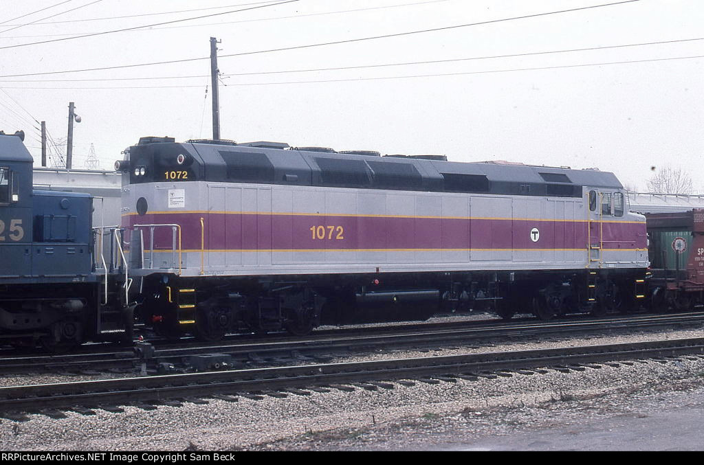 MBTA 1072--New F40PH-2C